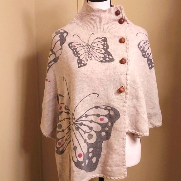 Moth | Other | Elegant Cropped Wool Cape By Moth Size M | Poshmark